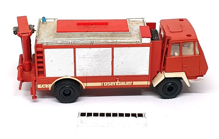 Conrad 1/50 Scale 3490 - Rosenbauer Steyr Fire Engine Truck - Red ...