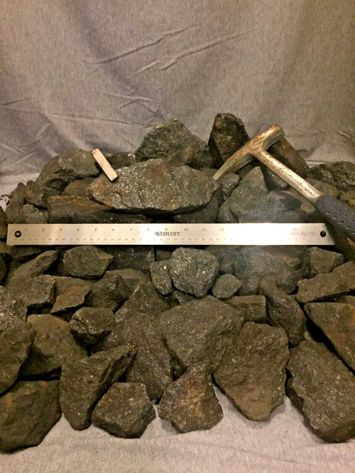 Dark Iron Ore, Magnetite Ore, Smelting Ore, Iron Ore Rock, 30 Pounds | eBay