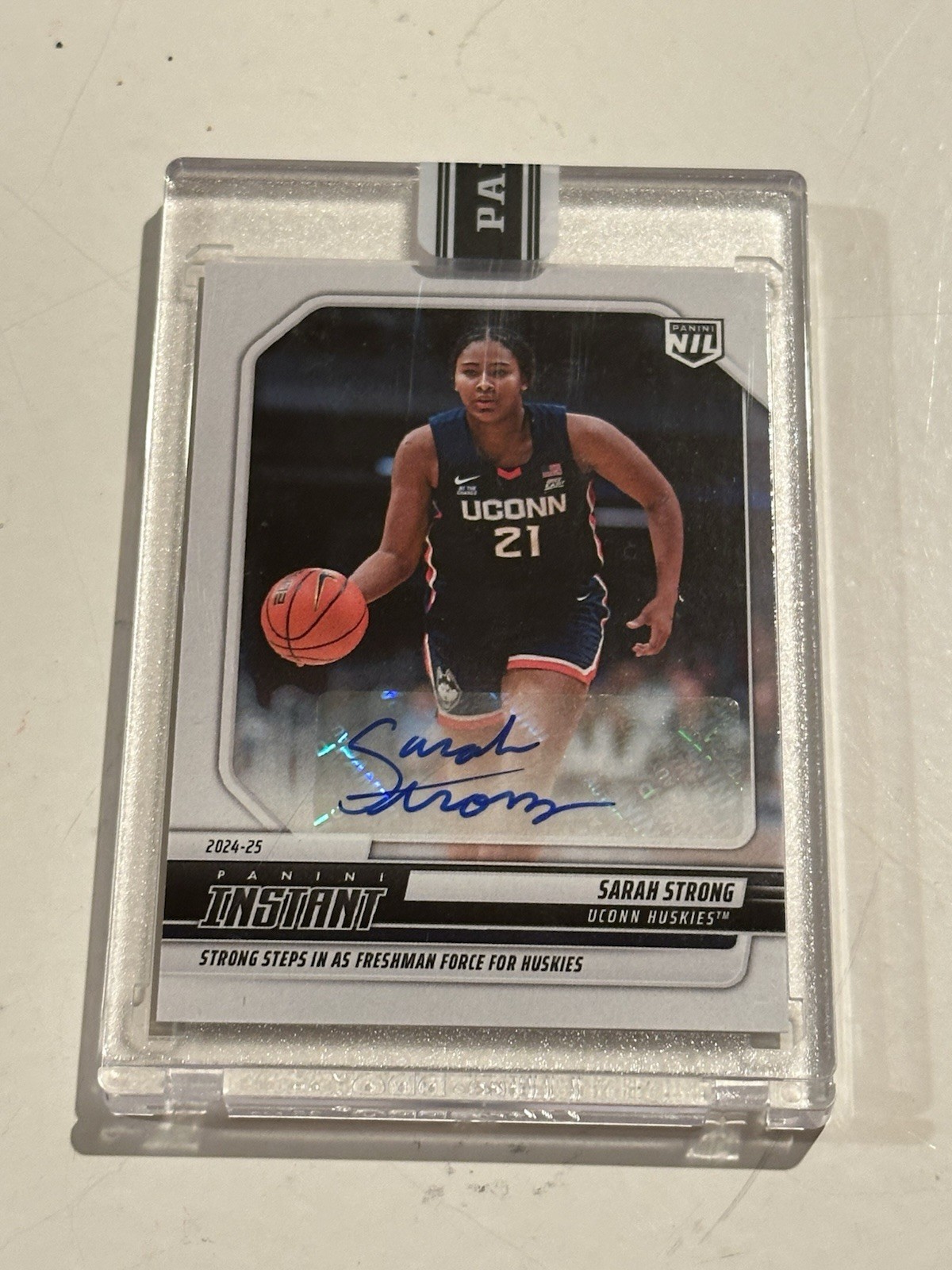 SARAH STRONG 2024/25 PANINI INSTANT NCAA NIL AUTO AUTOGRAPH #/99 UCONN ...