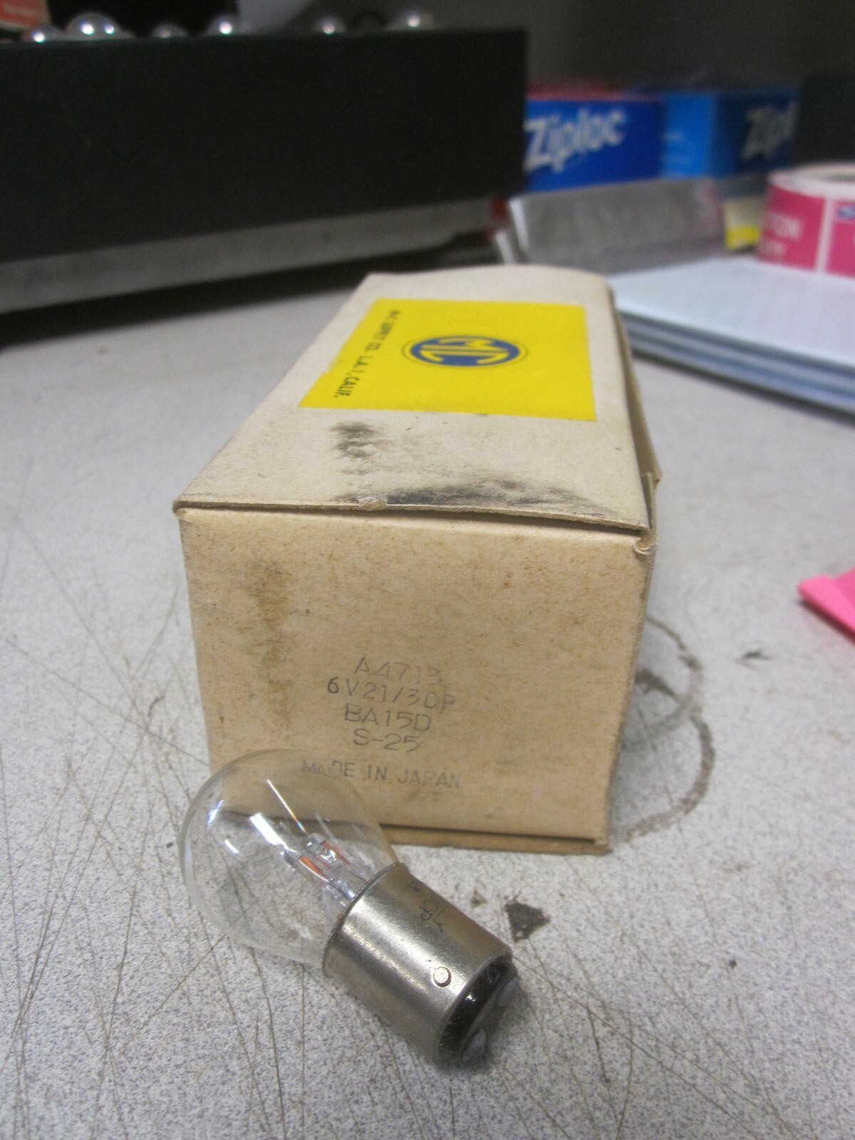 Vintage Stanley Taillight Brake Light Bulb Lamp 6V 21/3CP A4713 QTY 1 ...