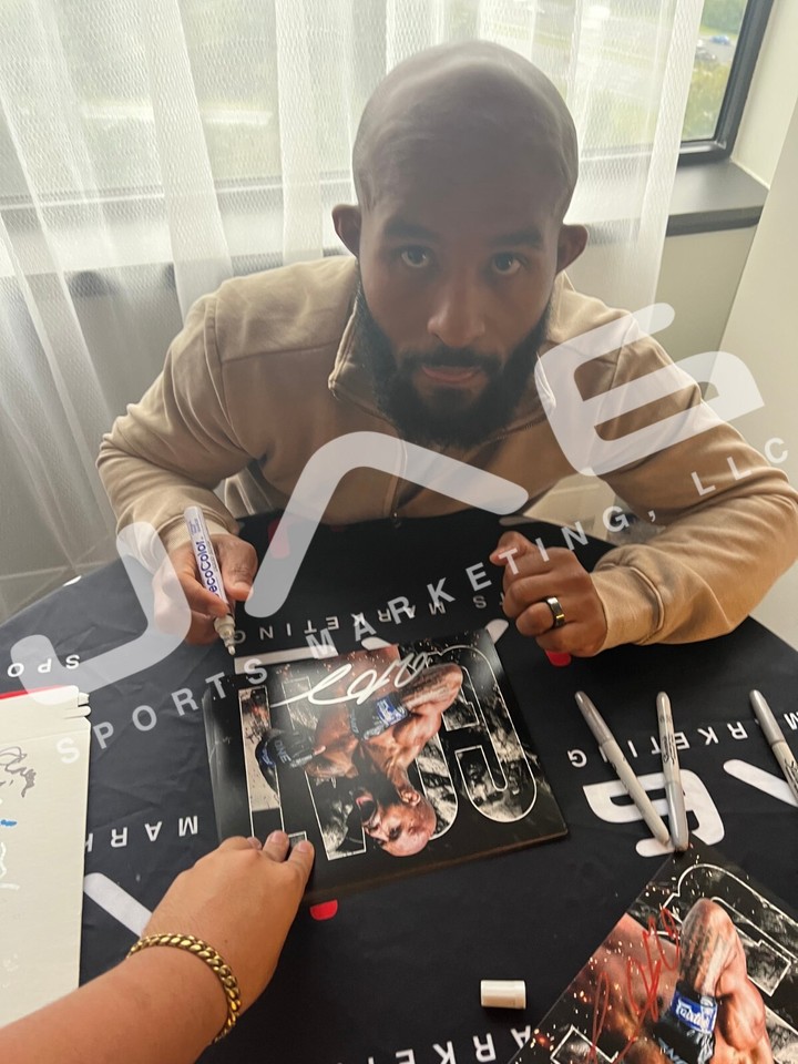 Demetrious Johnson autographed signed 8x10 photo UFC JSA Witness Mighty ...