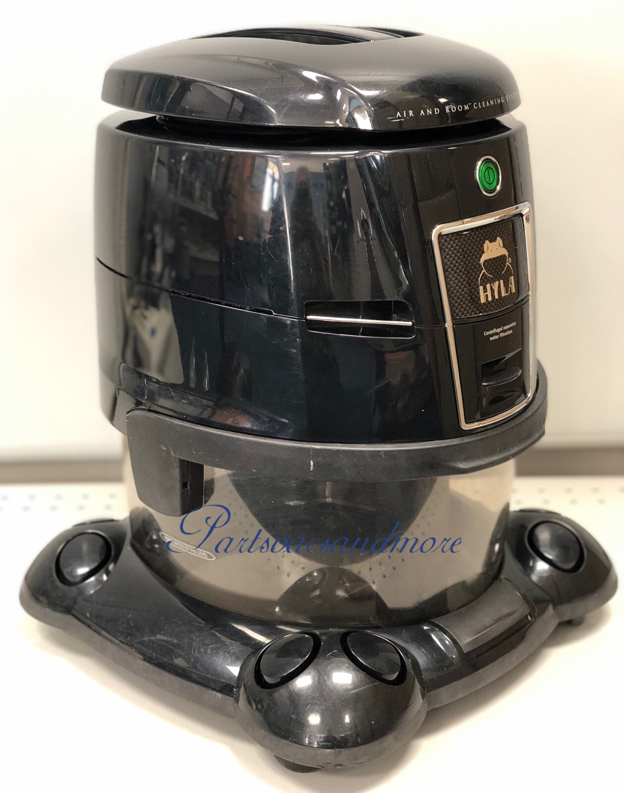 HYLA GST canister vacuum Water filtration Warranty Excellent Condition ...