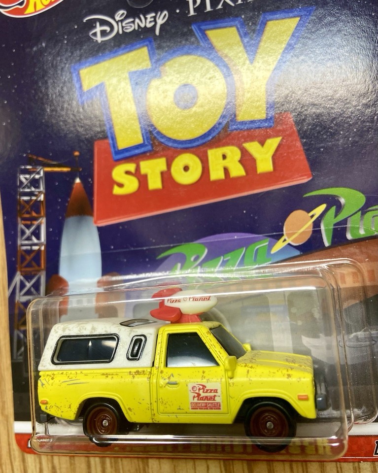 Hot Wheels Pixar TOY STORY - Pizza Planet Truck & RC Car - Premium ...
