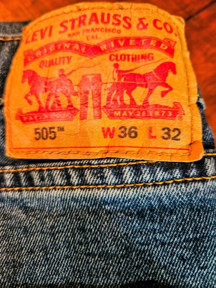 Levi's 505 Jeans Men 36x32 Blue Medium Wash Regular Fit Straight Leg ...