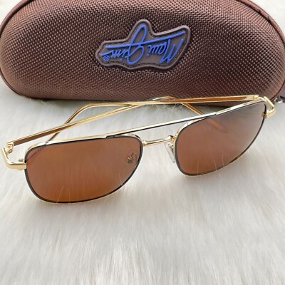 Display Cases - Maui Jim Sunglass