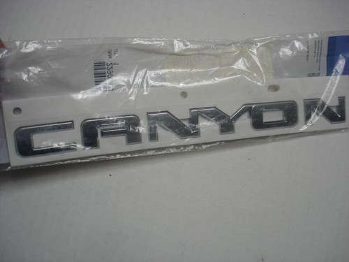 GM CANYON NAME PLATE 22900425 FITS LEFT OR RIGHT | eBay