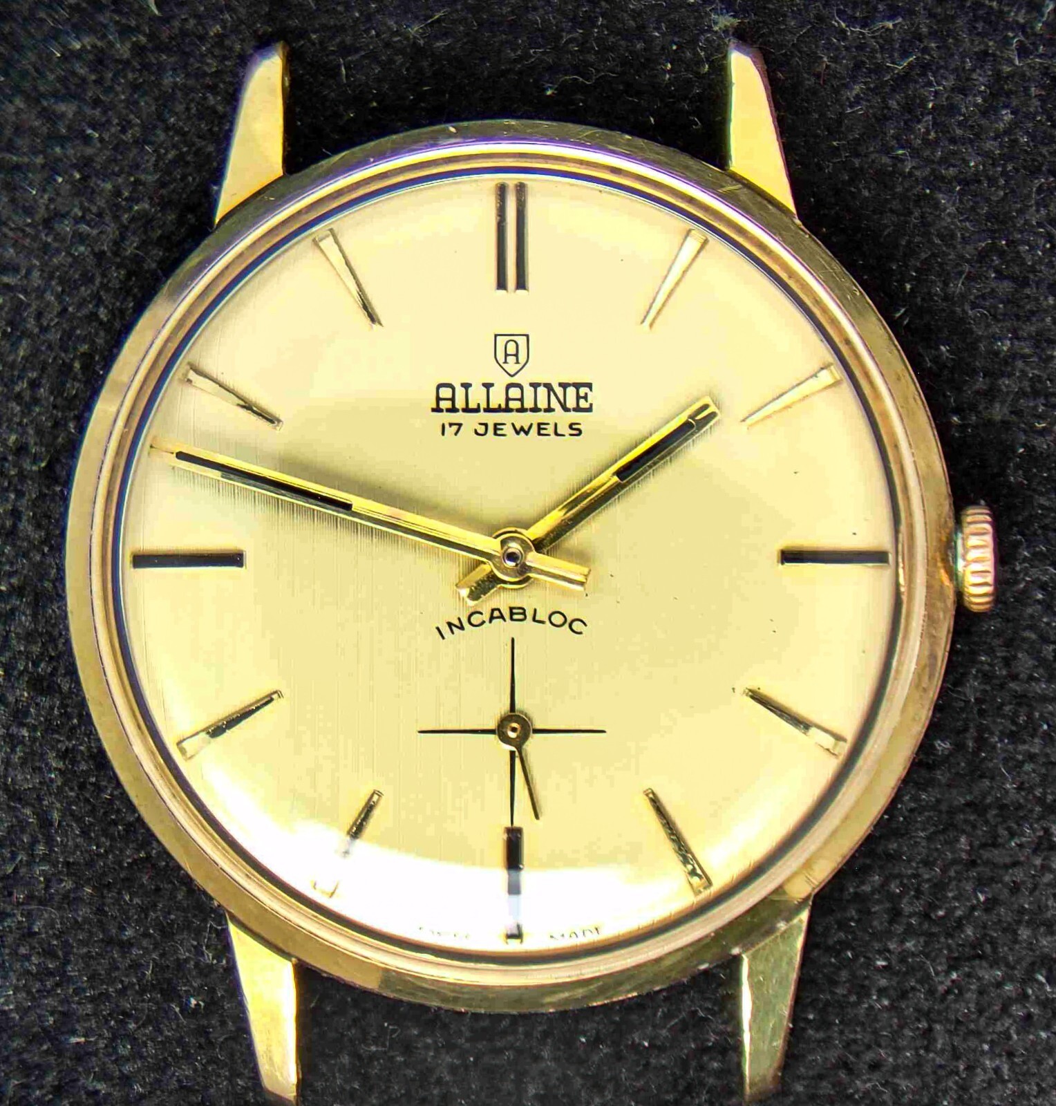 Allaine (Swiss) Gold-Tone Dial Men's Manual Watch (Vi… - Gem