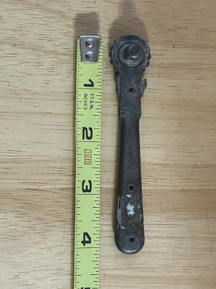 Vintage 1/4" Drive Ratchet, Vintage Part of an old GMC ratchet set. | eBay
