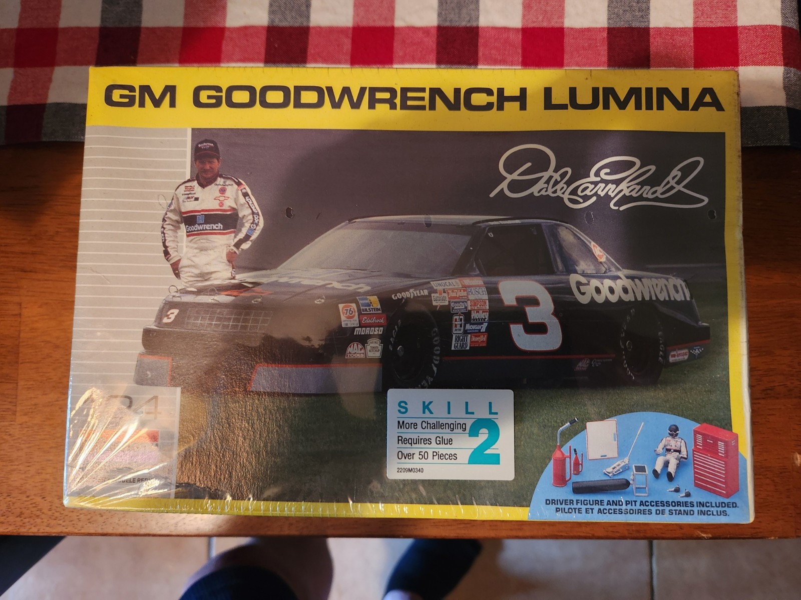 Monogram Dale Earnhardt GM Goodwrench Lumina Nascar 1/24 Scale Model ...