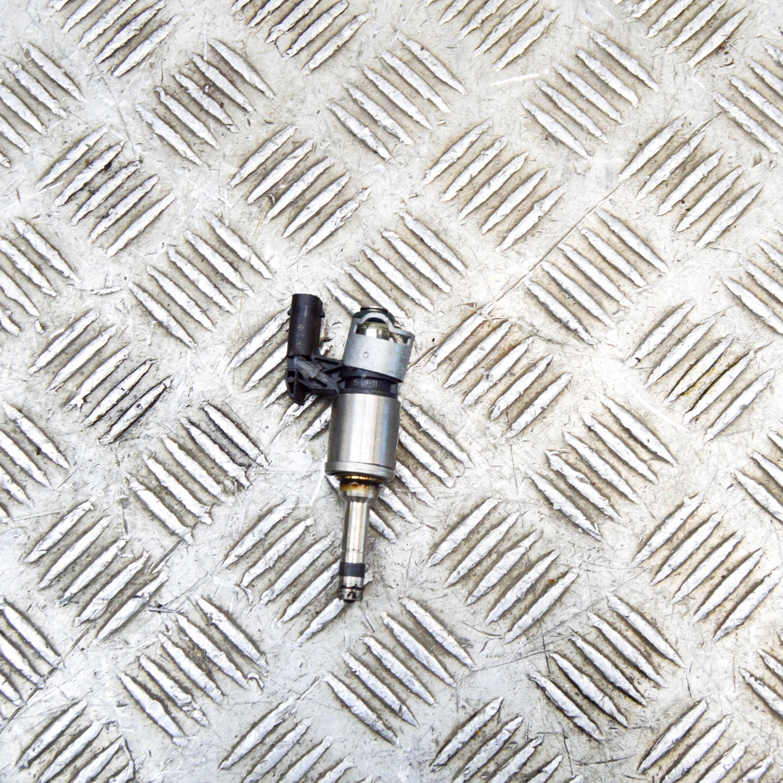 VOLKSWAGEN SCIROCCO MK3 Fuel Injector 0261500354 04E906036Q 1.4TSI 92kw ...