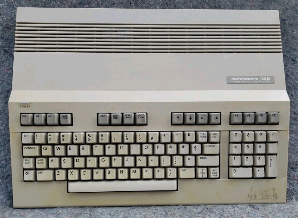 Vintage 1986 Commodore 128 Personal Computer C128 w/Integrated Keyboard ...
