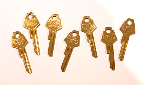 Mopar Chrysler NOS Ignition key blank 1956-on Star HPL73 Y152 Y150 Y148 ...