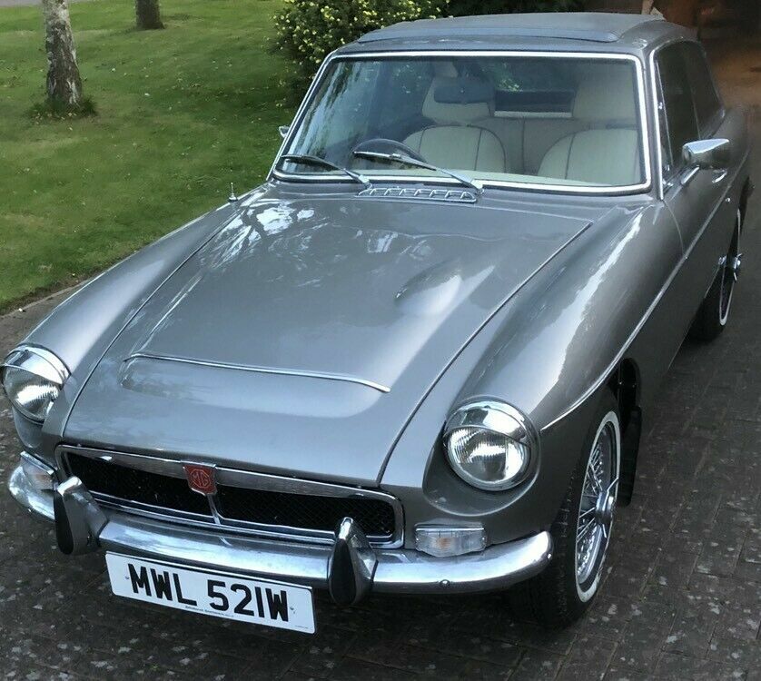 Fiberglas MGC Bonnet With Internal Panel Captive Nuts for sale online ...