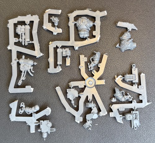 Gun Servitor B Heavy Arc Rifle Kill Team Battleclade Warhammer 40k ...