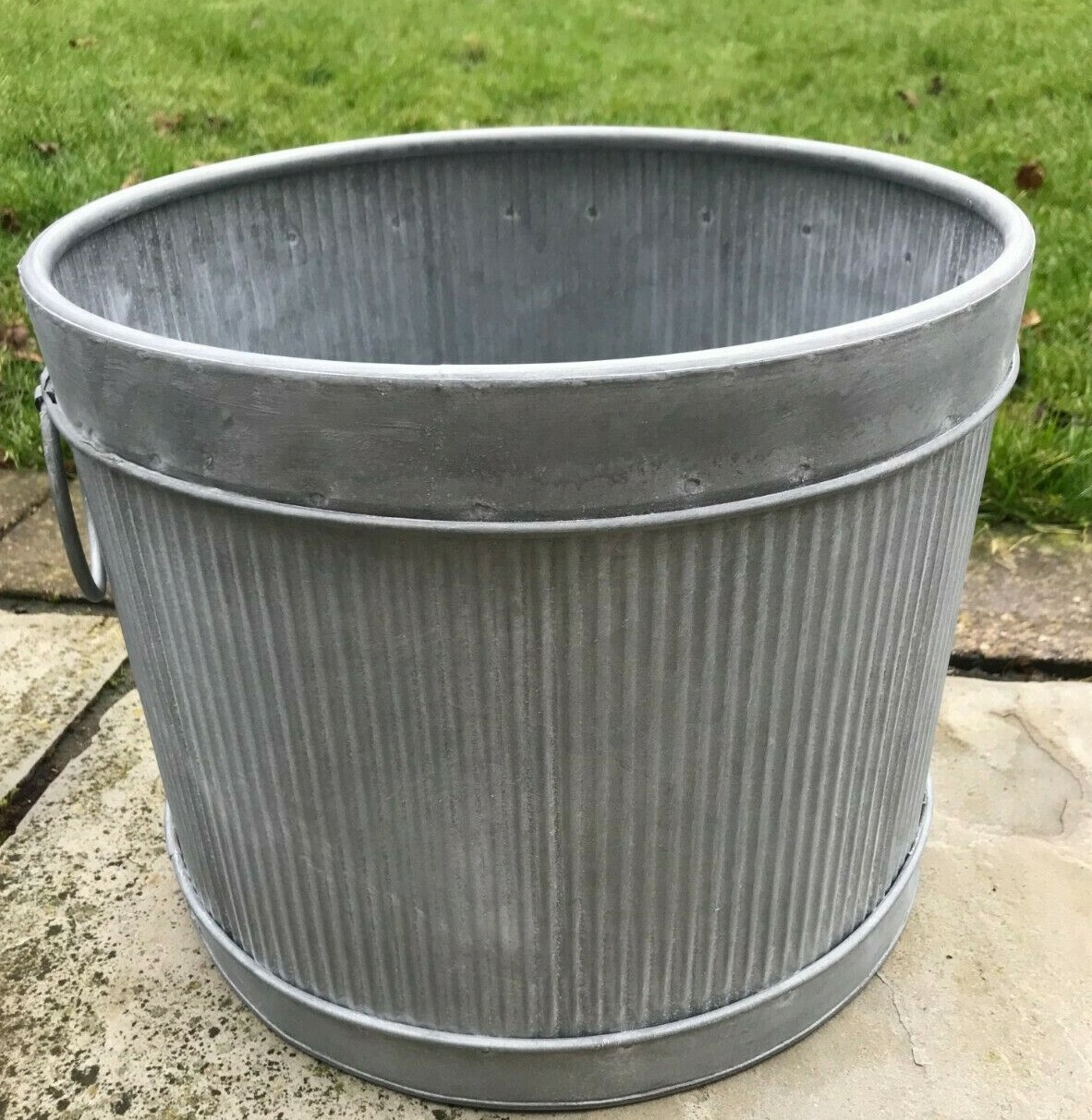 Vintage Style Galvanised Metal Barrel Ribbed Planter Tub Plant Flower ...