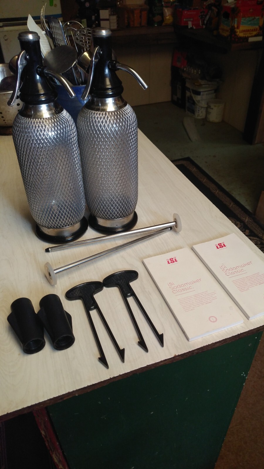 TWO - isi Classic SodaMakers-1 liter each-MAKE YOUR OWN CARBONATED ...