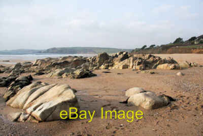 Photo 6x4 Hendra Beach, Praa Sands Hendra/SW5927 Scattered rocks line ...