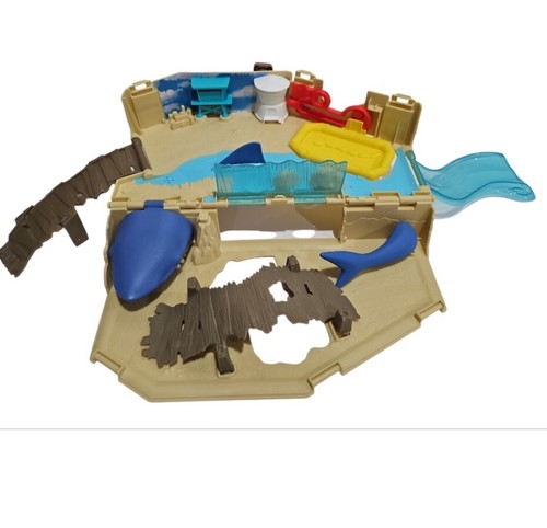 Matchbox Ocean Island Beach Shark MBX Playset Set - See Pics - No ...