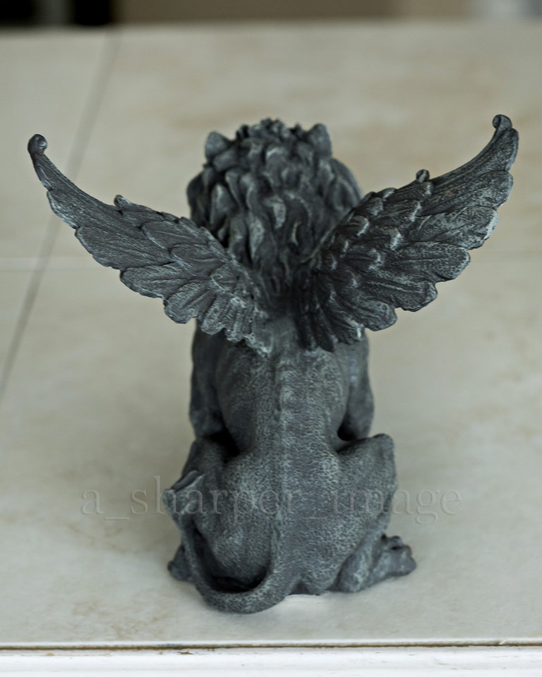 Mythical Gothic Winged Lion Guardian Gryphon Gargoyle Statue 'Stone ...