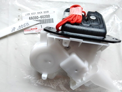 Toyota Land Cruiser UZJ200 URJ202 OEM Back Door Lock 69350-60200 | eBay