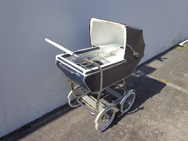 Antique Baby Stroller Vintage Carriage Stroller Buggy Baby Pram Royale ...