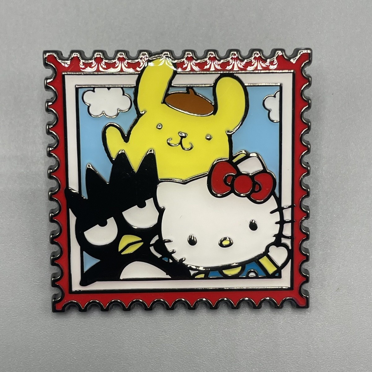 Badtz Maru Et Hello Kitty