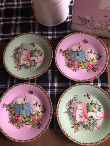 NEW-Williams Sonoma Famille Rose Pink/Green Bunny/Rabbit Salad Plates ...