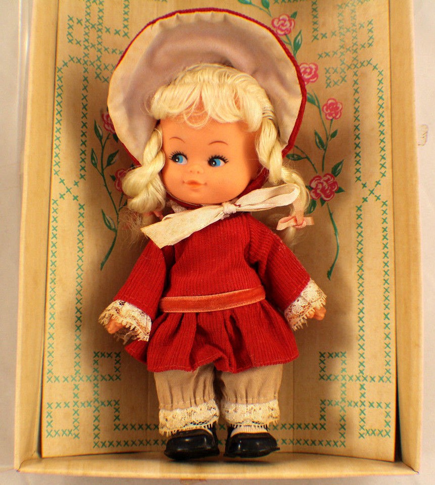 Vintage Uneeda Doll Mib Lil Agatha-Hong Kong Early Americana Collection ...