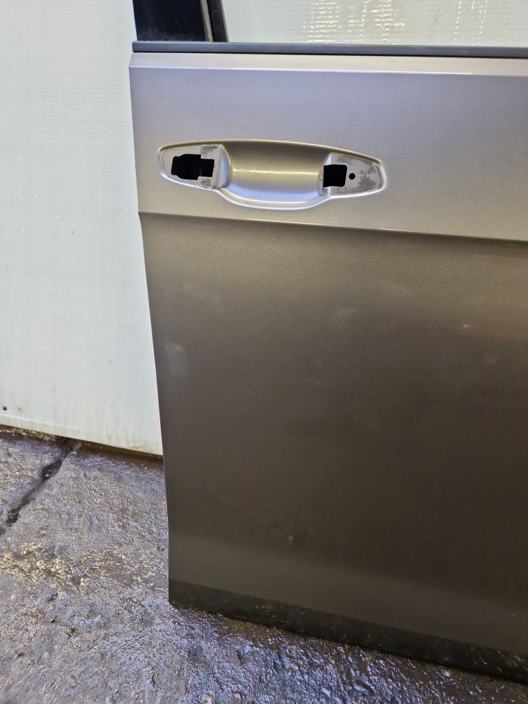 VW GOLF FRONT DOOR DRIVER SIDE 5 DOOR PAINT CODE LA7N MK7 2014 EBay vw-golf-front-door-driver-side-5-door-paint-code-la7n-mk7-2014-ebay