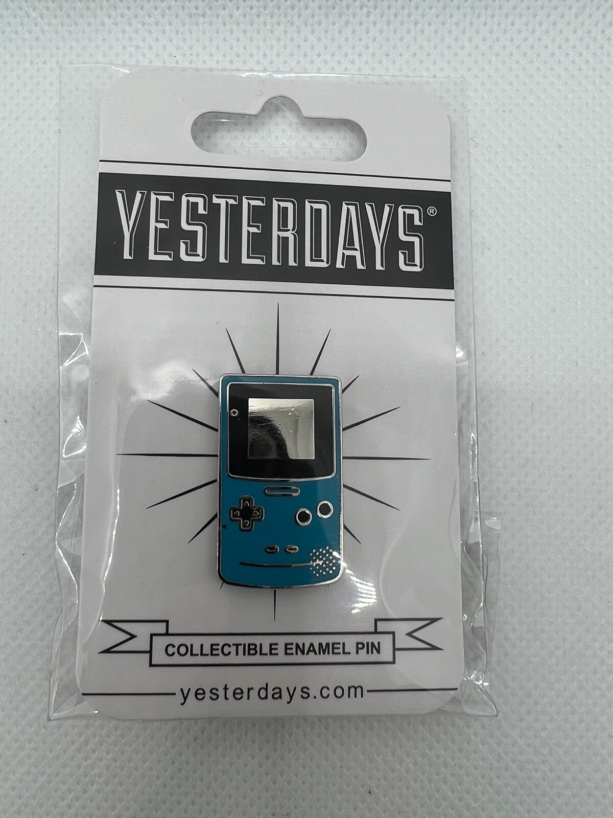 SDCC 2022 EXCLUSIVE Yesterdays Arctic Blue Gameboy Color Enamel Pin LE ...