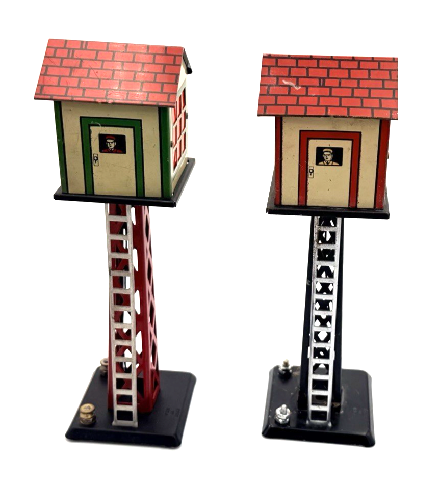 2 Marx Vintage Lithograph Metal PreWar Watch Towers (Green & Red ...