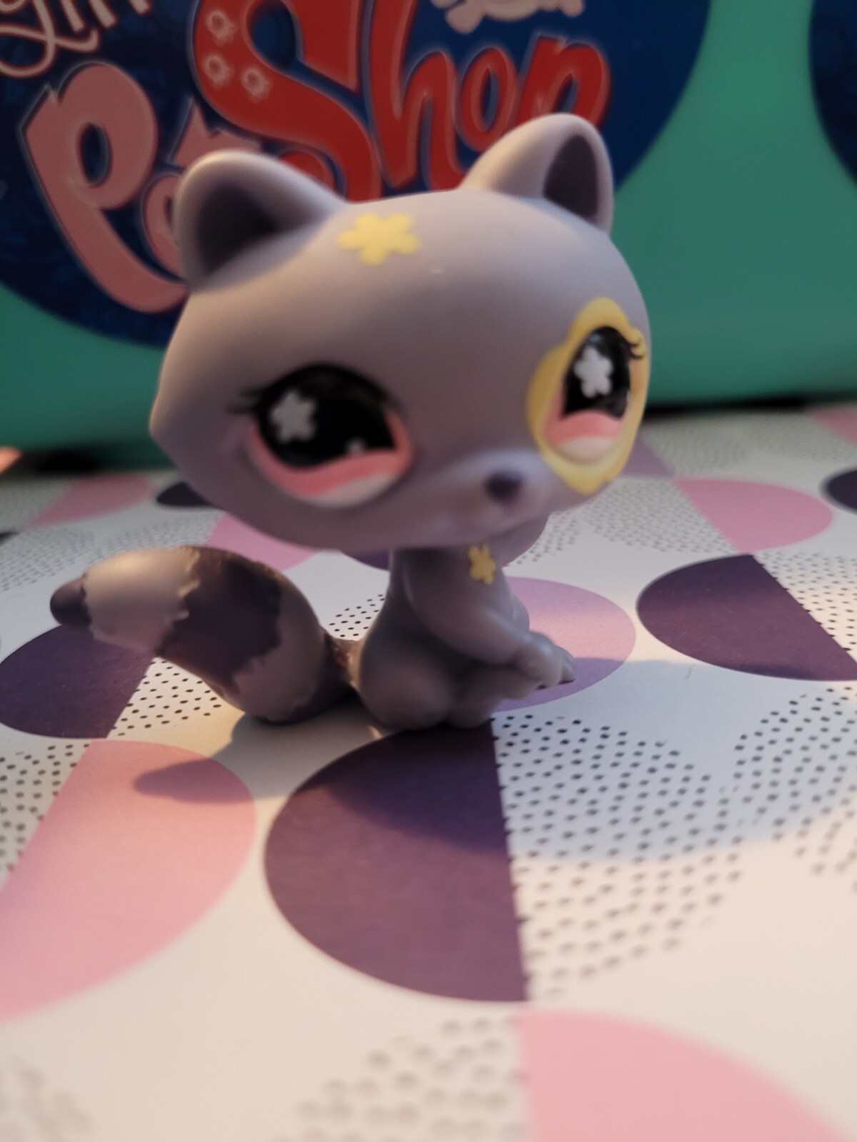Littlest Pet Shop LPS 597 Raccoon Lavender Purple Yellow Pink Eyes ...