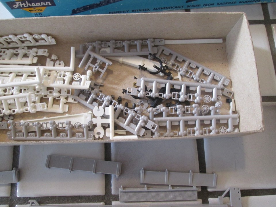 vintage con-cor fuel foiler car set HO scale | eBay