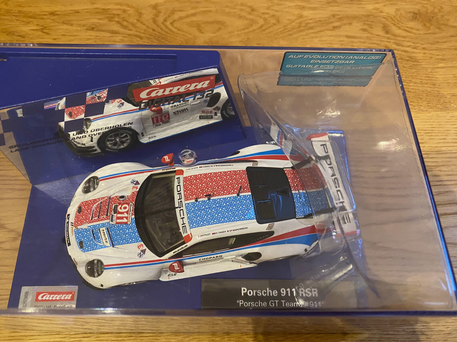 Carrera Digital 132 30915 Porsche 911 RSR GT Team No.