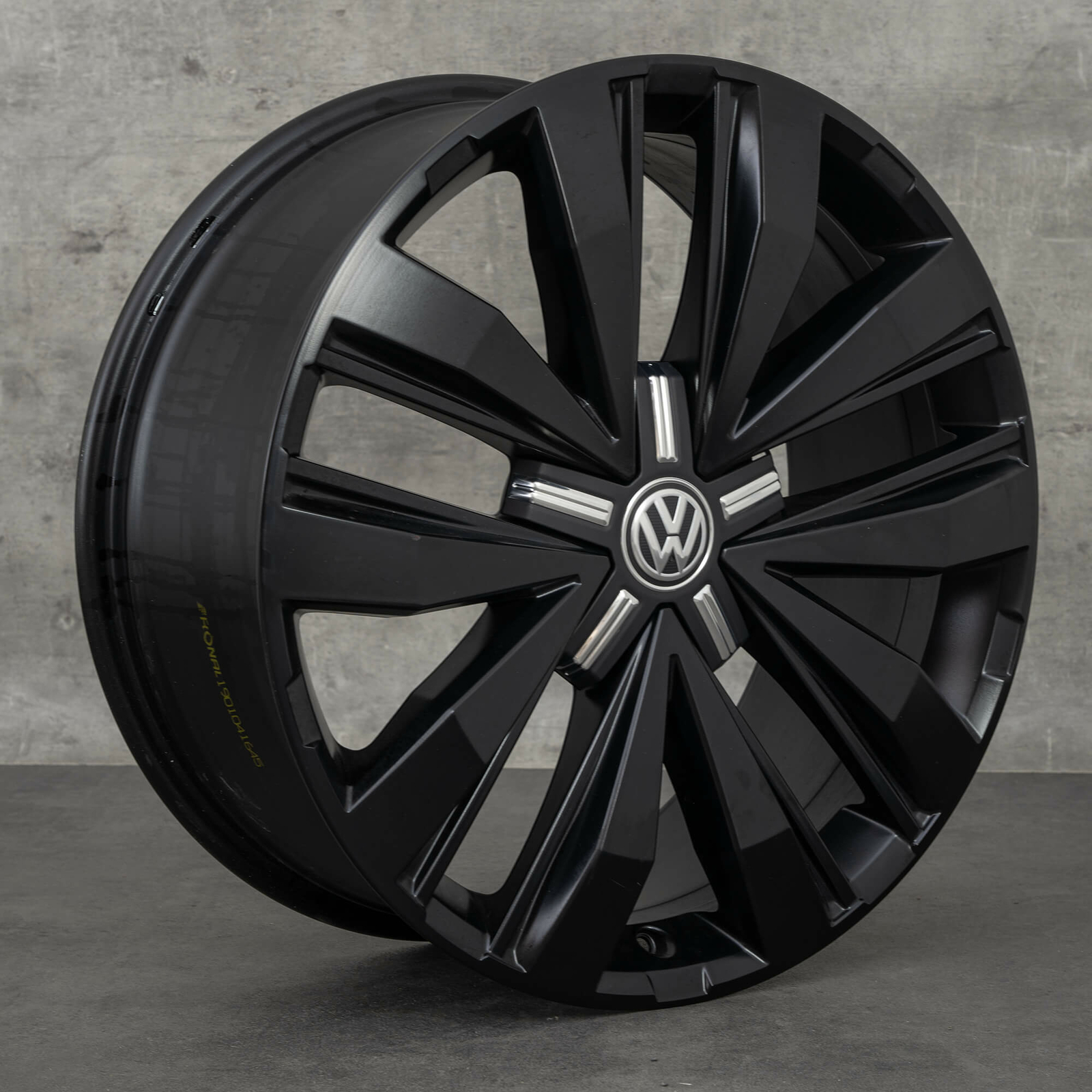 VW Amarok 2h 20 Inch Alloy Wheels Rims Talca R Line 2H6601025F 8 X 20 ...