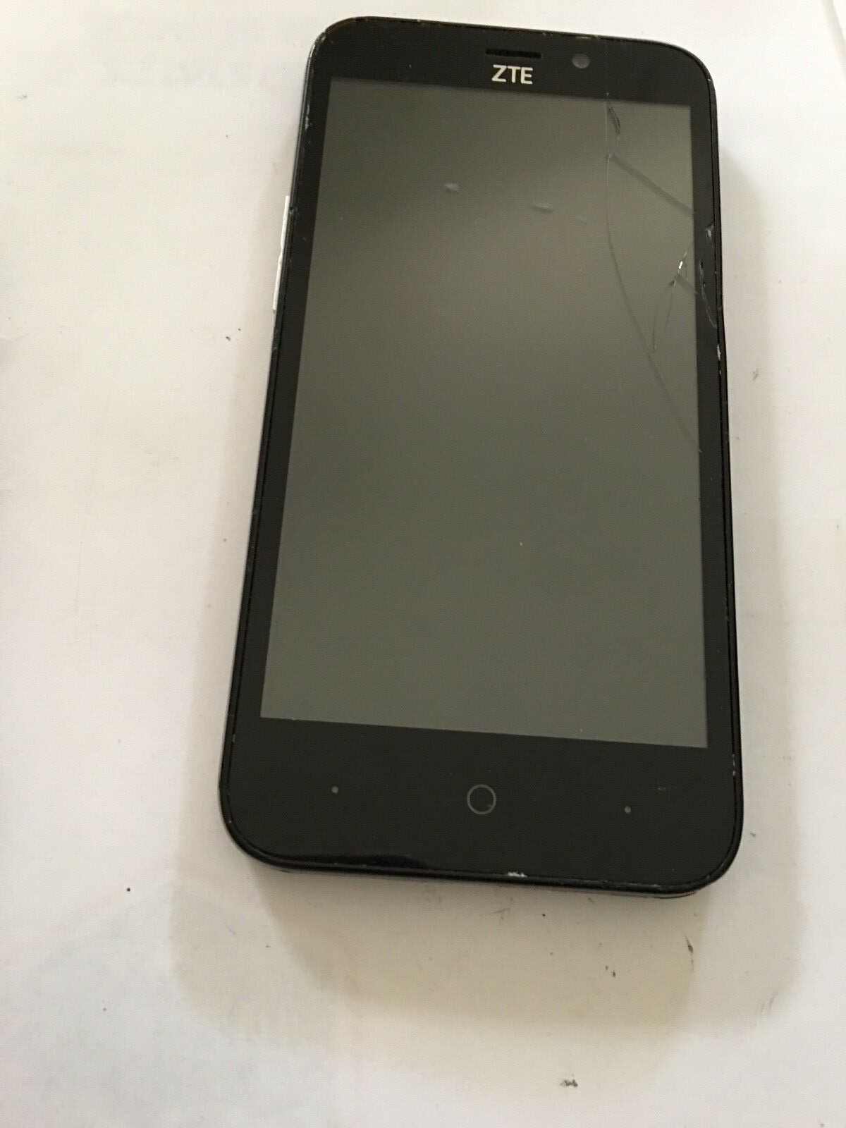 ZTE ZFive 2 Z836BL 8GB Black (Tracfone) Android phone, for parts ...