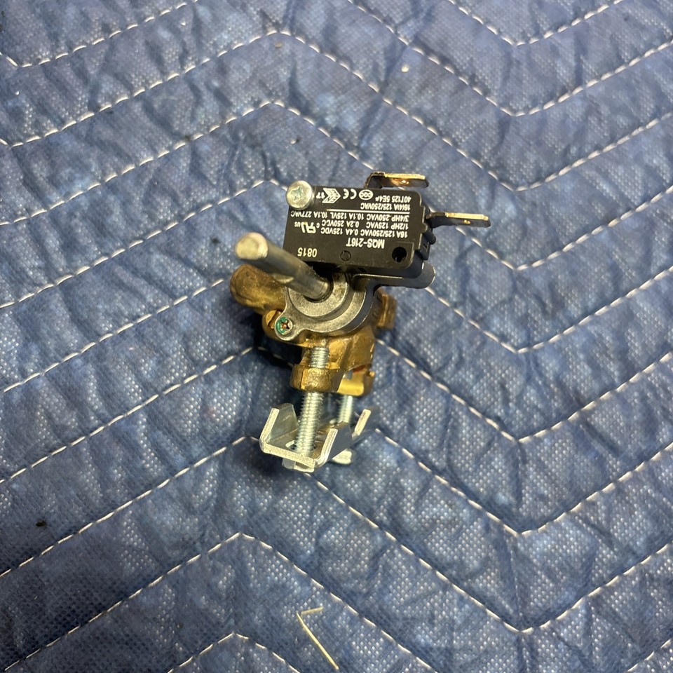 Wolf OEM Cooktop Stove Natural Gas Burner Valve 808018, 9.2K W/Switch ...