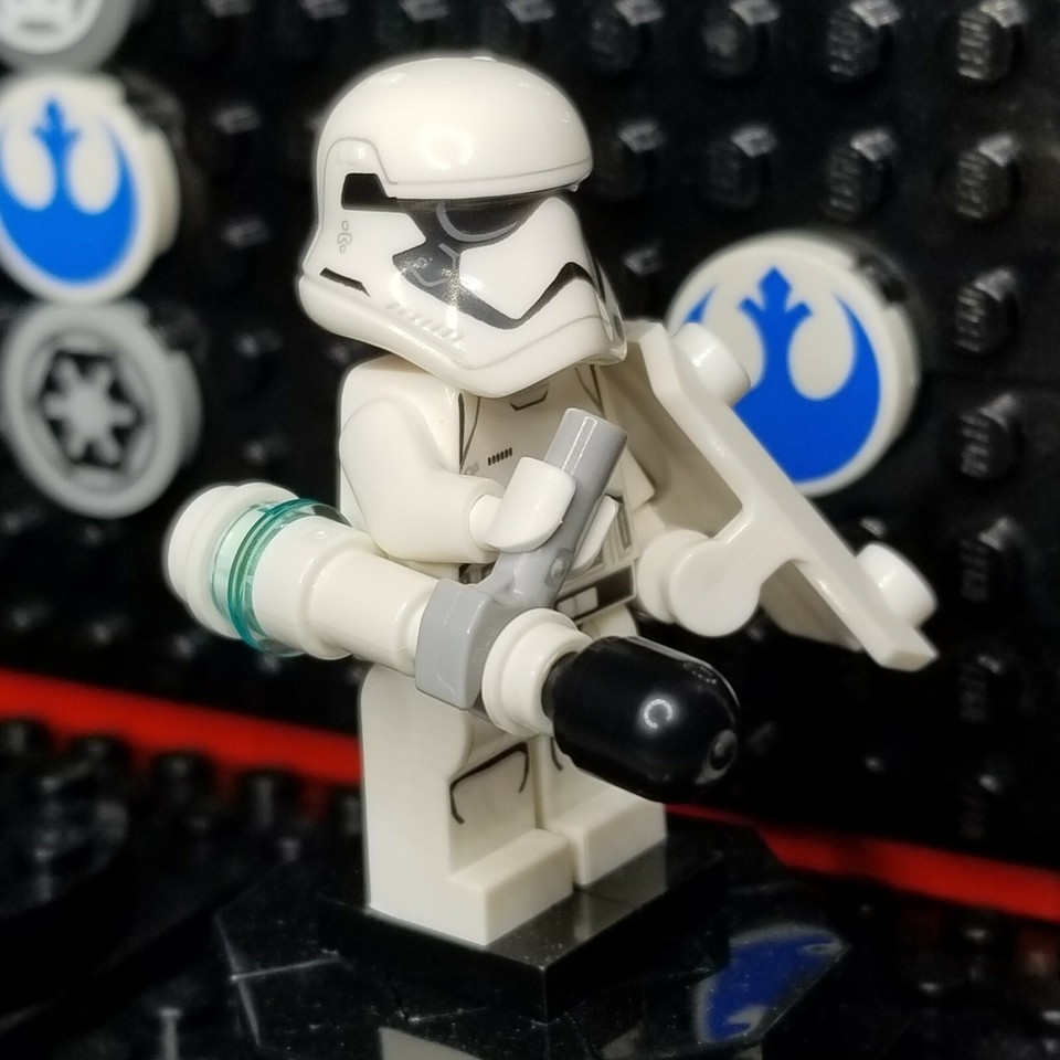 Lego Star Wars - x1 New First Order Stormtrooper's Shield and Baton ...