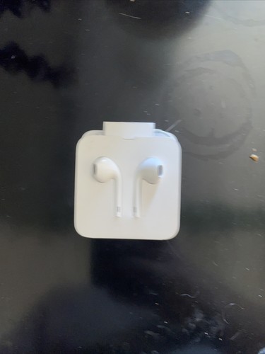 Apple A1748 EarPods Headphones - White for sale online | eBay