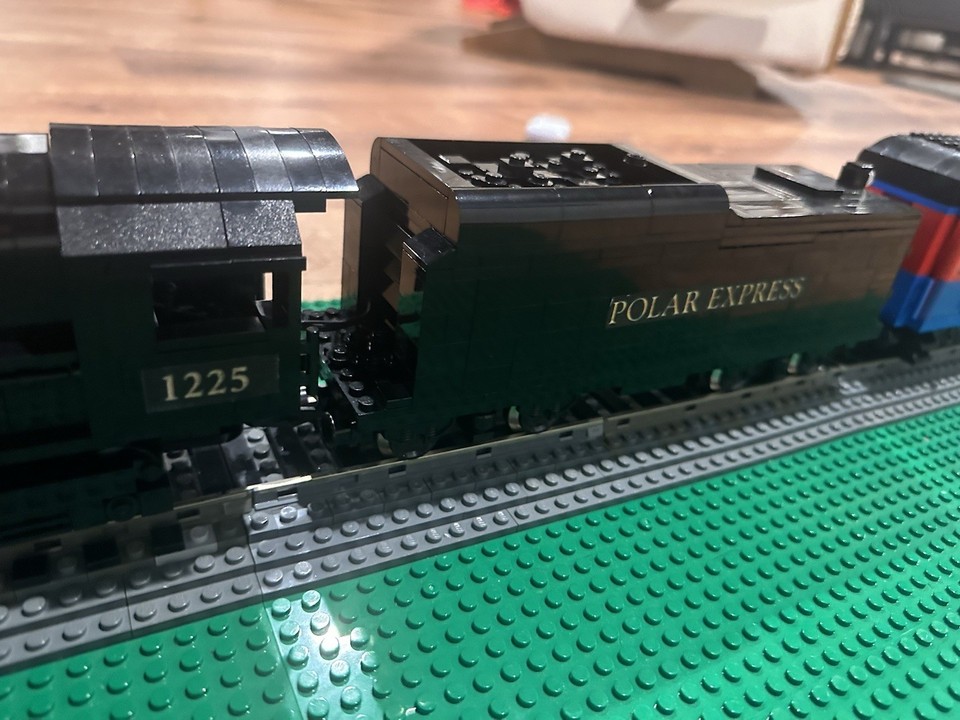 Lego Polar Express 9V Custom Train MOC With A Working Smoke Stack | eBay UK