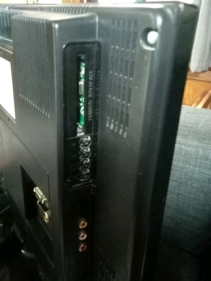 Technika 19 Inch LCD TV HD Ready, Freeview, Bedroom TV, Gaming TV ...