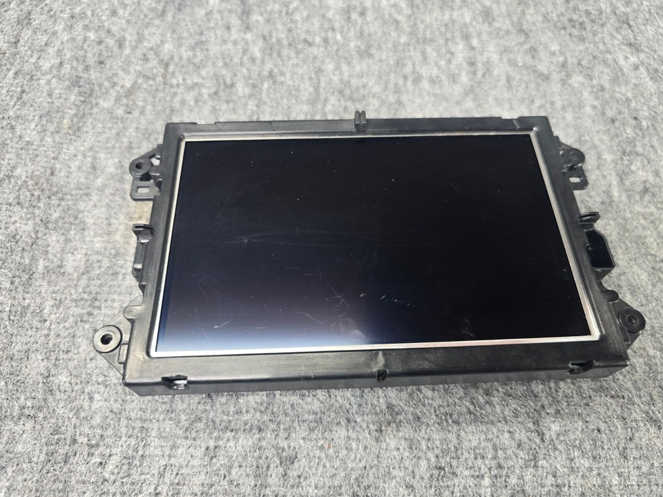 Radio Command Information Display Screen Mercedes R231 Sl550 Sl63 oem ...