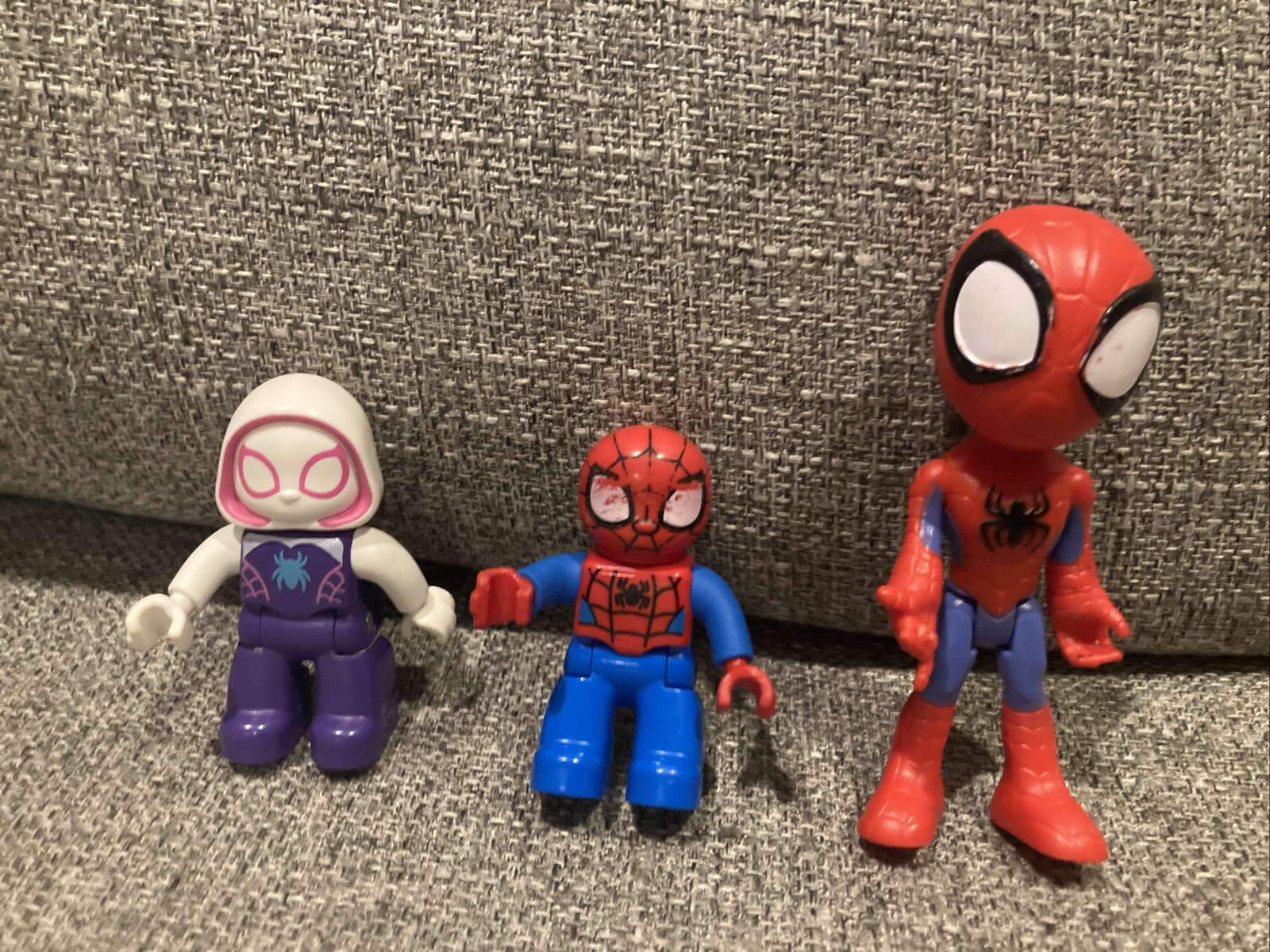 Lego Duplo Marvel Spider Man & Ghost Gwen Hero & Bonus Spidey Figure ...