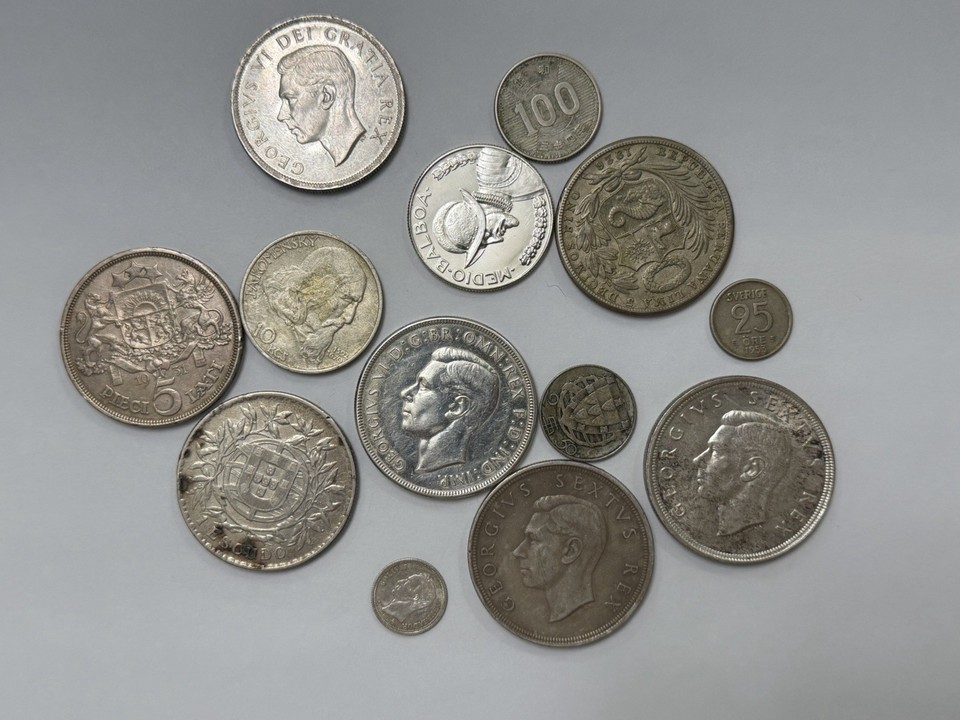 Lot of 13 Foreign Silver World Coins 4.937 Troy OZ ASW 7 Large Crown ...