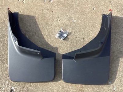 GM 22894857 Flap Kit 2014-2018 Chevy Silverado Front Splash Guards OEM ...