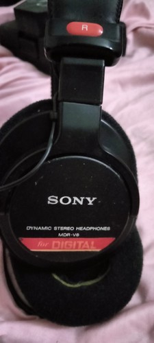Sony MDR-V6 STUDIO MONITOR HEADPHONES/WORKS PERFECT | eBay