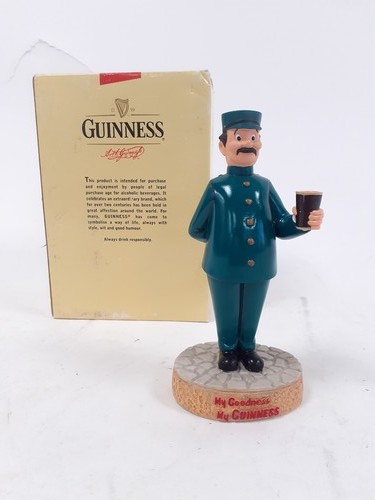 Guinness Zoo Keeper G0042 Collectable Figurine 14.5cm Tall Boxed ...