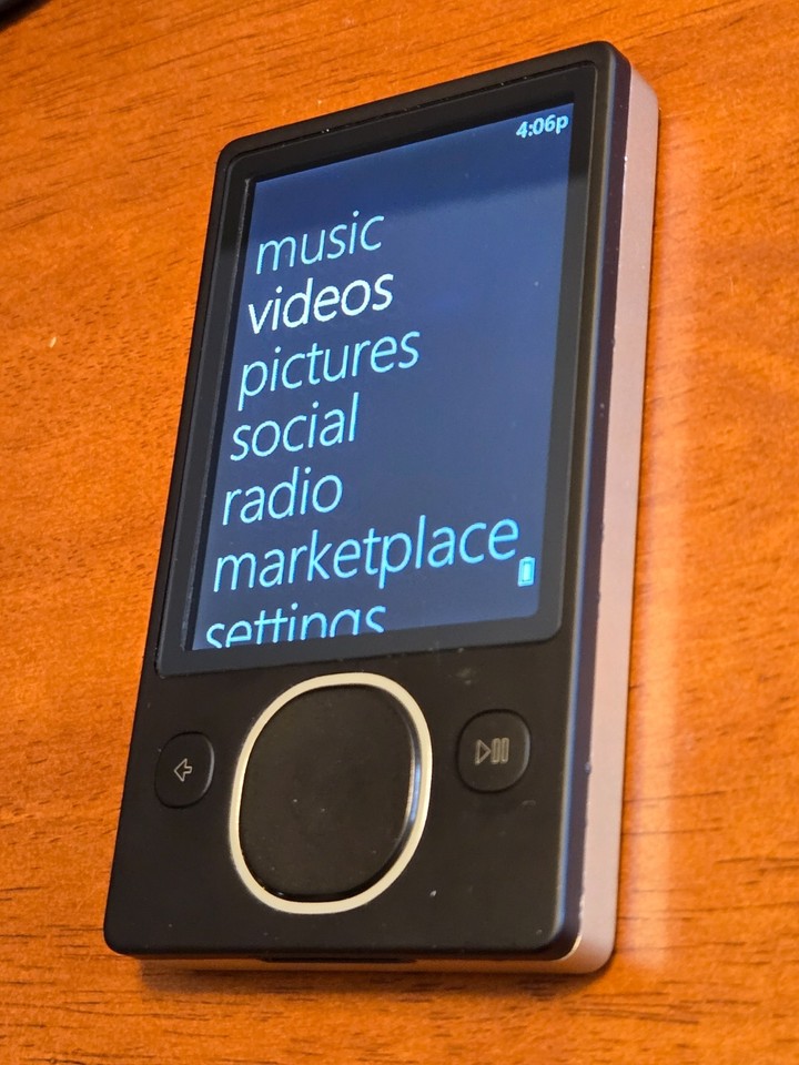 MICROSOFT ZUNE BLACK 80GB...NEW BATTERY... case bundle | eBay