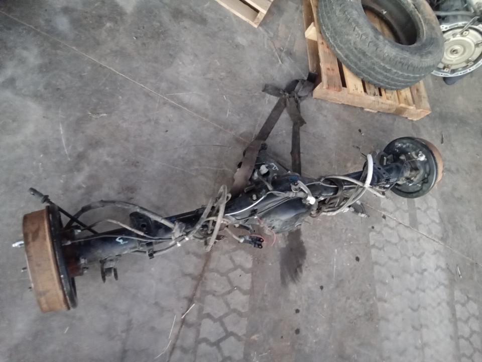 2005- 2015 TOYOTA TACOMA REAR END DIFFERENTIAL CARRIER AXLE 4X4 W ...