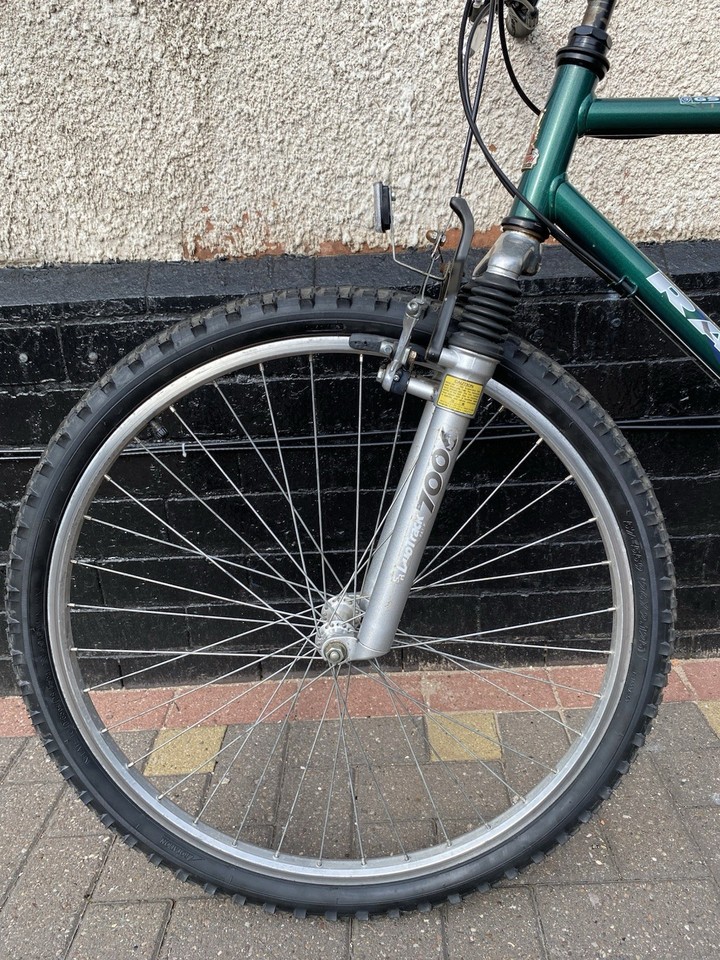 Raleigh Activator Mountain Bike - Medium Frame 26” Wheels | eBay UK